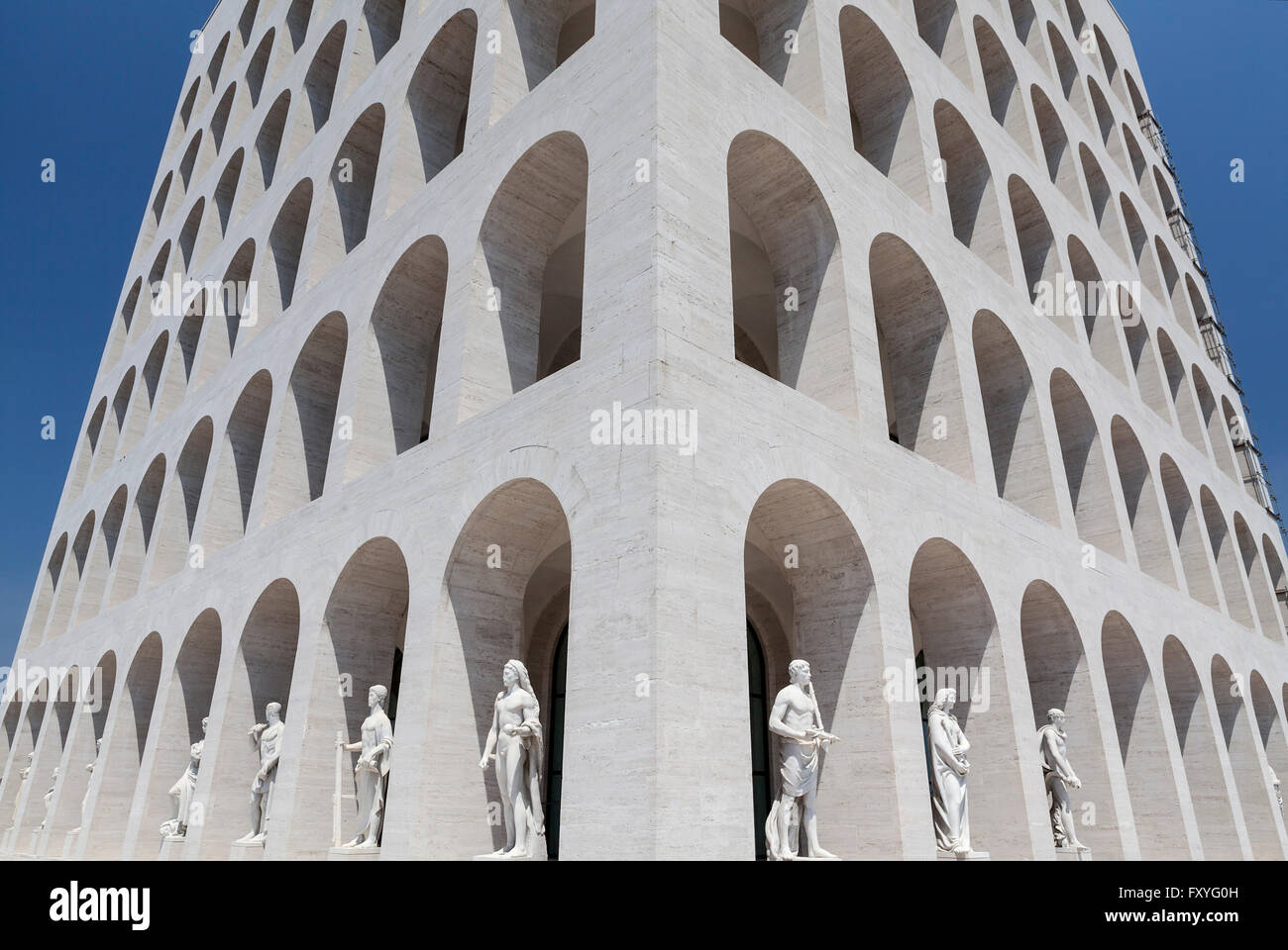 Der Palazzo della Civiltà Italiana in Rom, erbaut von Mussolini in den ...