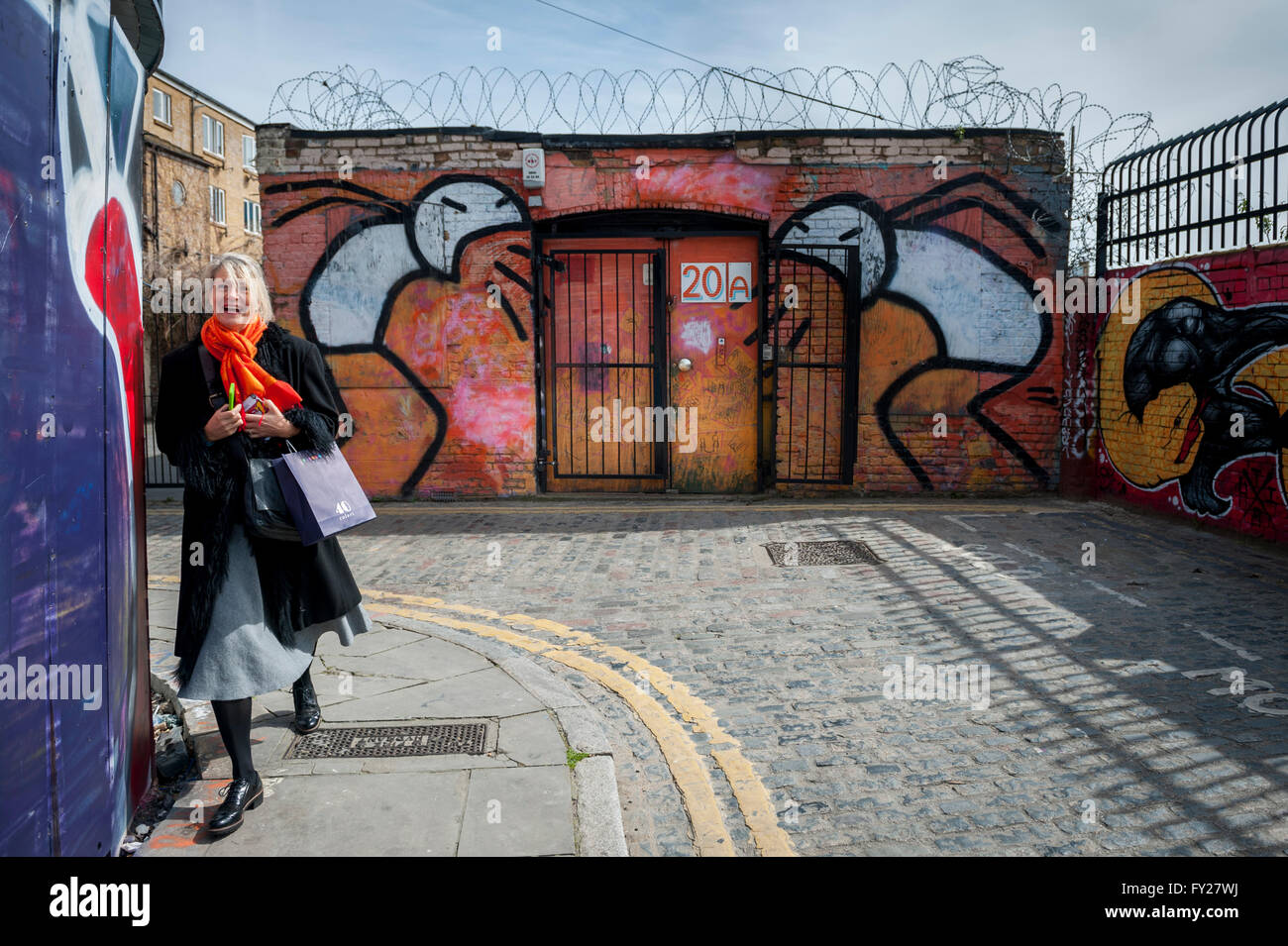 Stik street art graffiti -Fotos und -Bildmaterial in hoher Auflösung ...