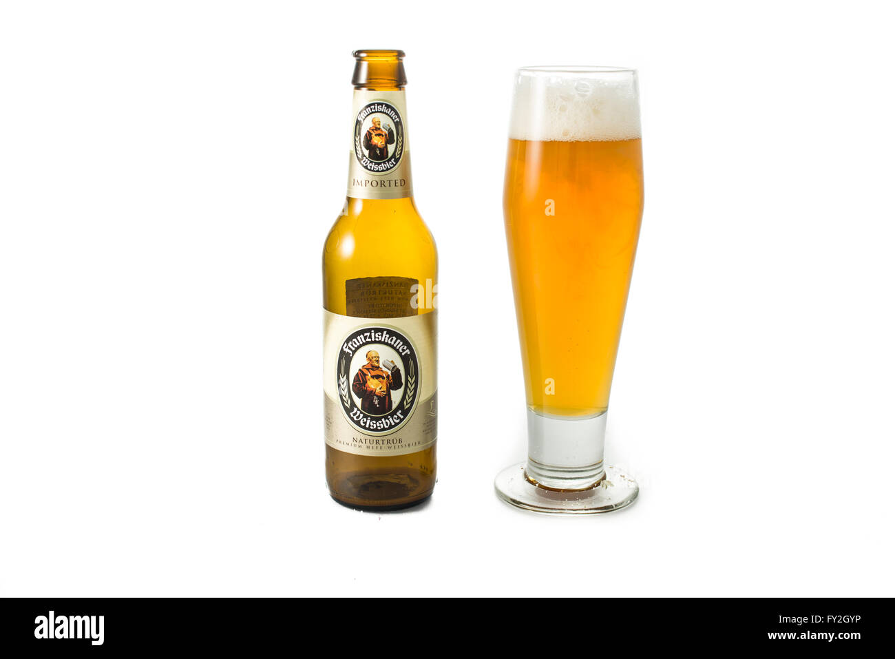Franziskaner bier Ausgeschnittene Stockfotos und -bilder - Alamy