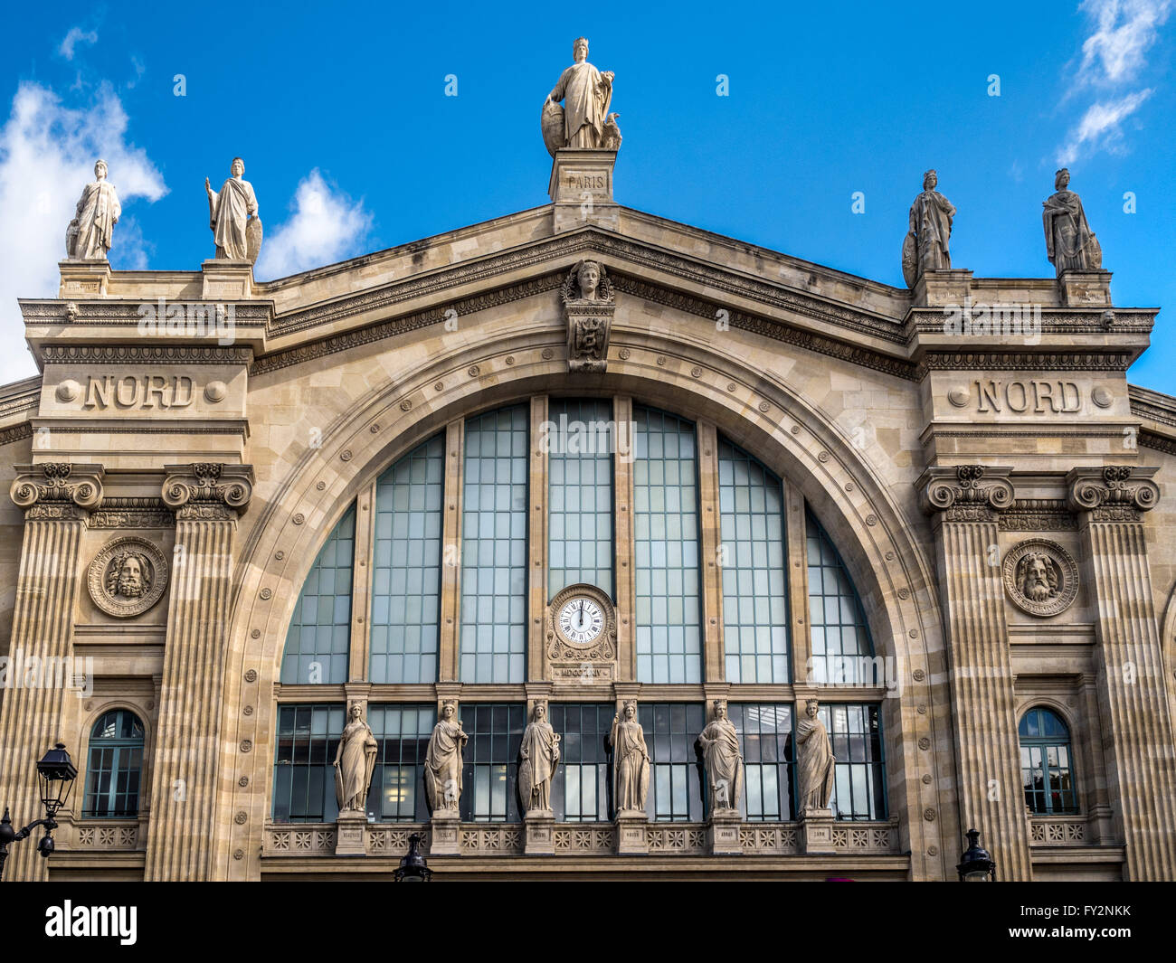 Eurostar Gare Du Nord Paris Stockfotos und -bilder Kaufen - Alamy