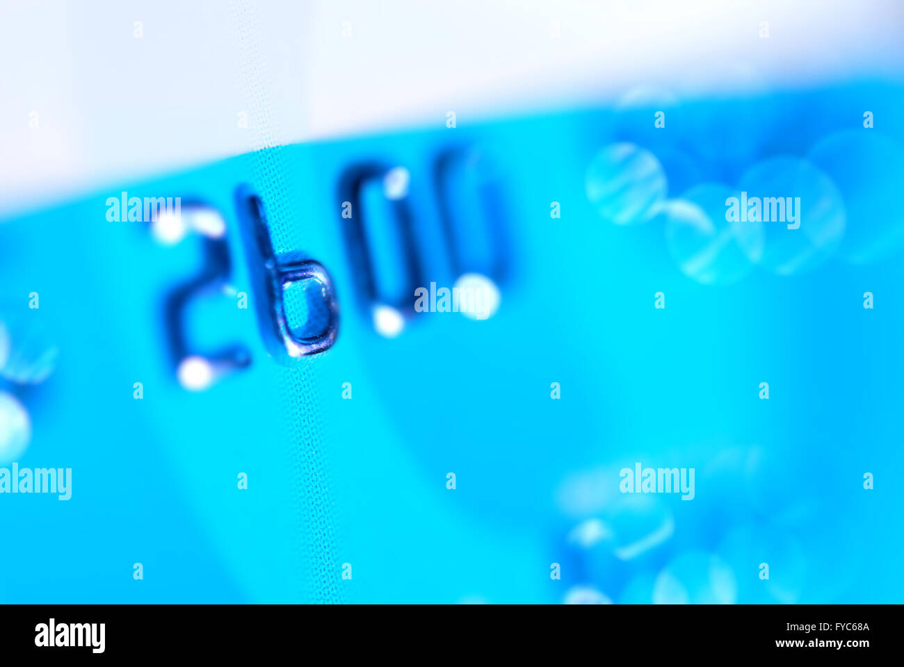 Blaue kreditkarte -Fotos und -Bildmaterial in hoher Auflösung – Alamy