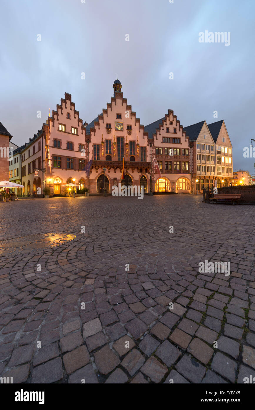 Roemer square -Fotos und -Bildmaterial in hoher Auflösung – Alamy