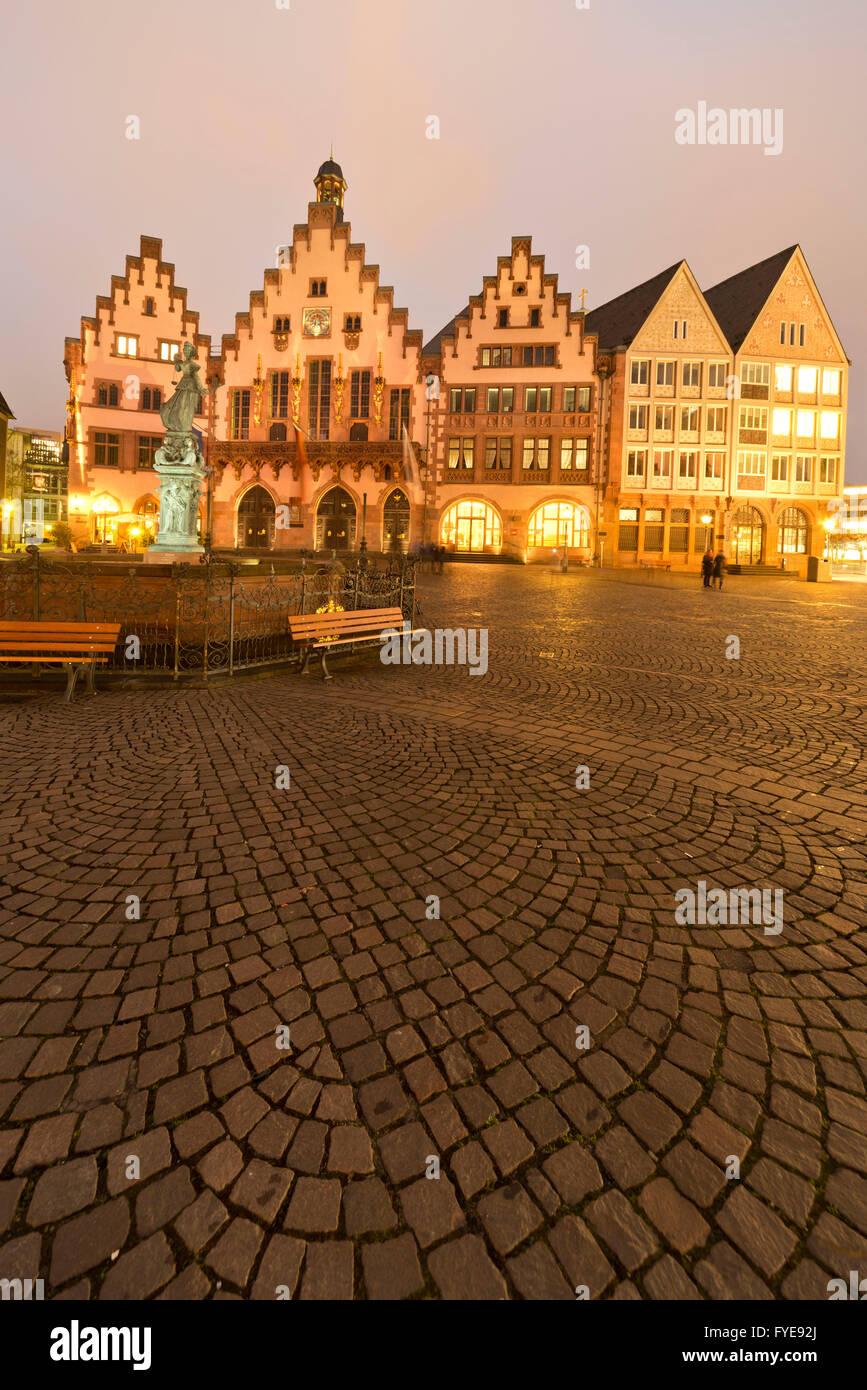Roemer square -Fotos und -Bildmaterial in hoher Auflösung – Alamy