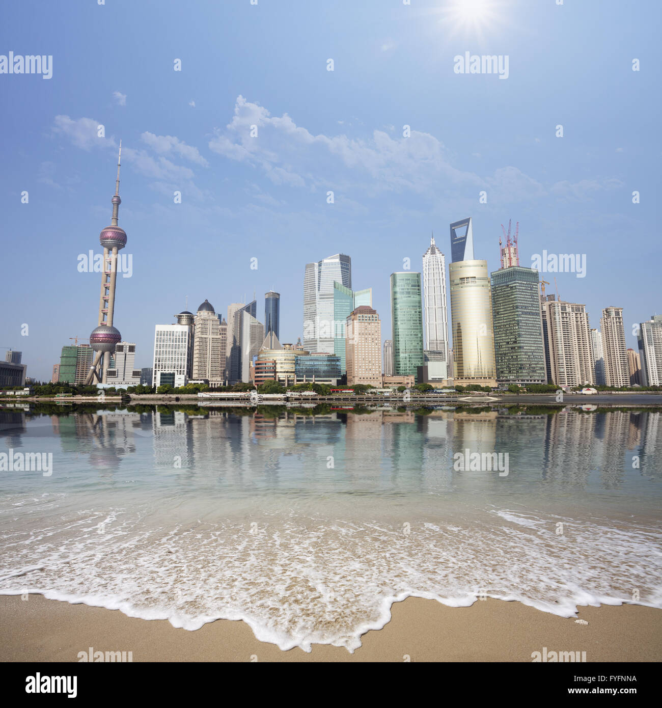 Landschaft von shanghai mit Strand Stockfotografie - Alamy