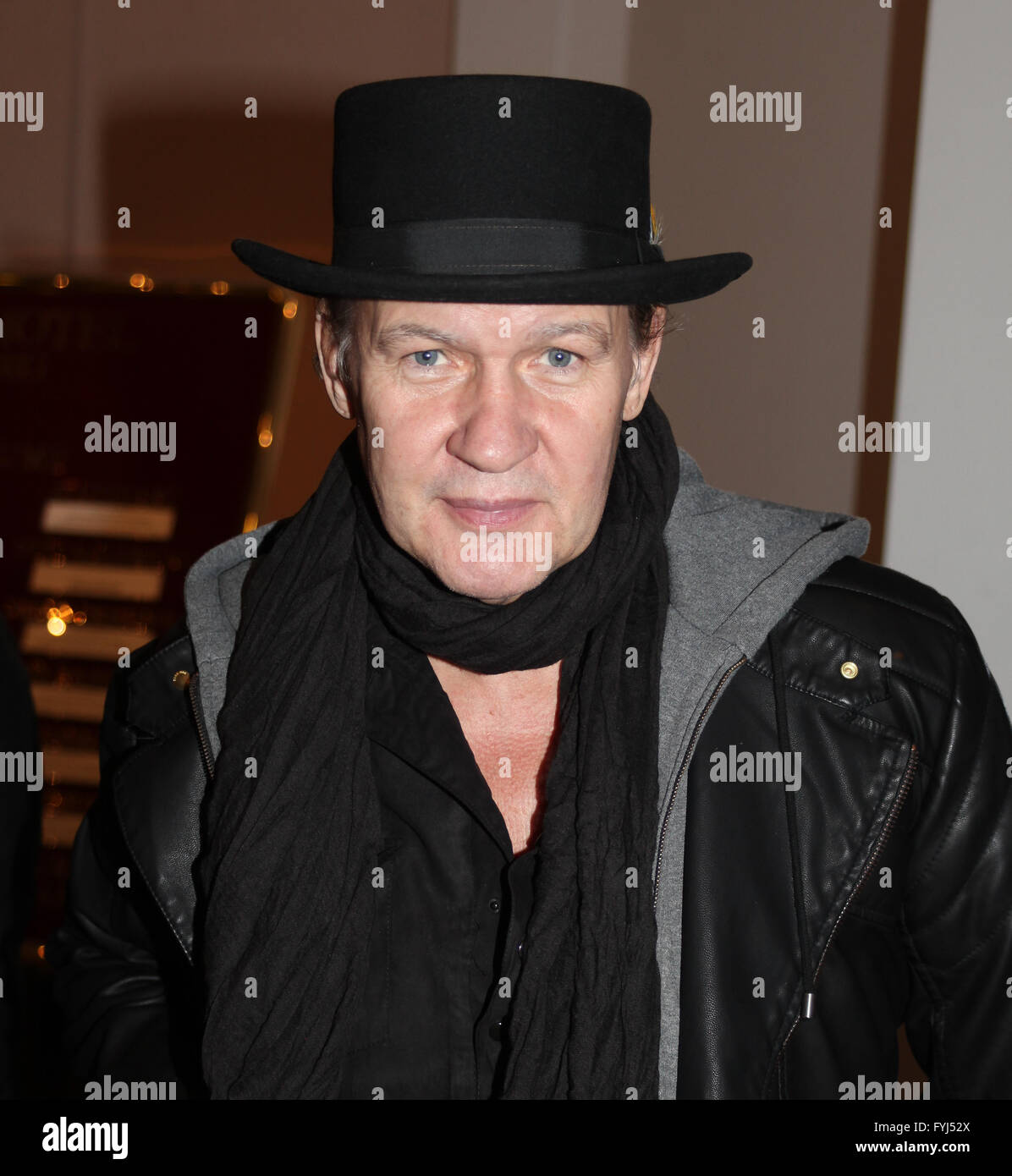 Johnny logan -Fotos und -Bildmaterial in hoher Auflösung – Alamy