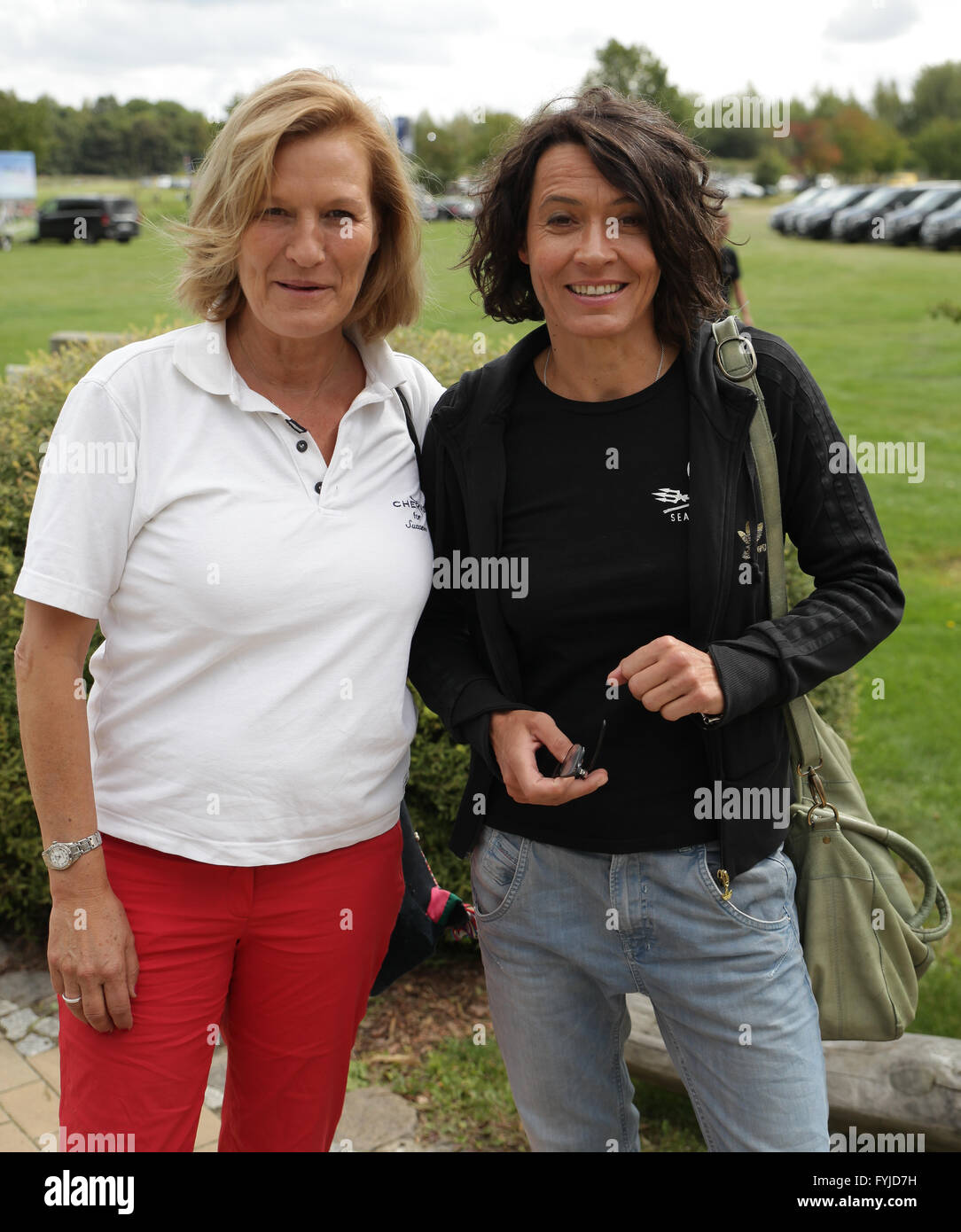Suzanne Von Borsody Und Ulrike Folkerts Fotos Und Bildmaterial In