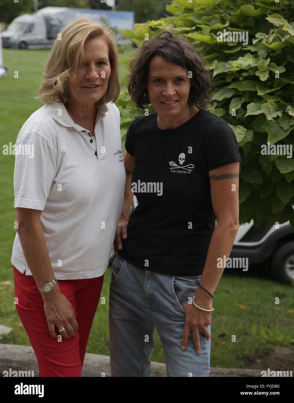 Suzanne Von Borsody Und Ulrike Folkerts Fotos Und Bildmaterial In
