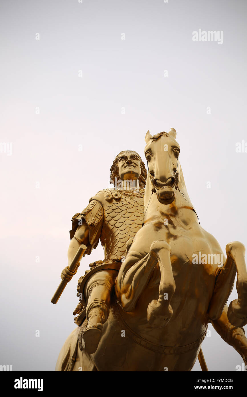Denkmal augustus -Fotos und -Bildmaterial in hoher Auflösung – Alamy