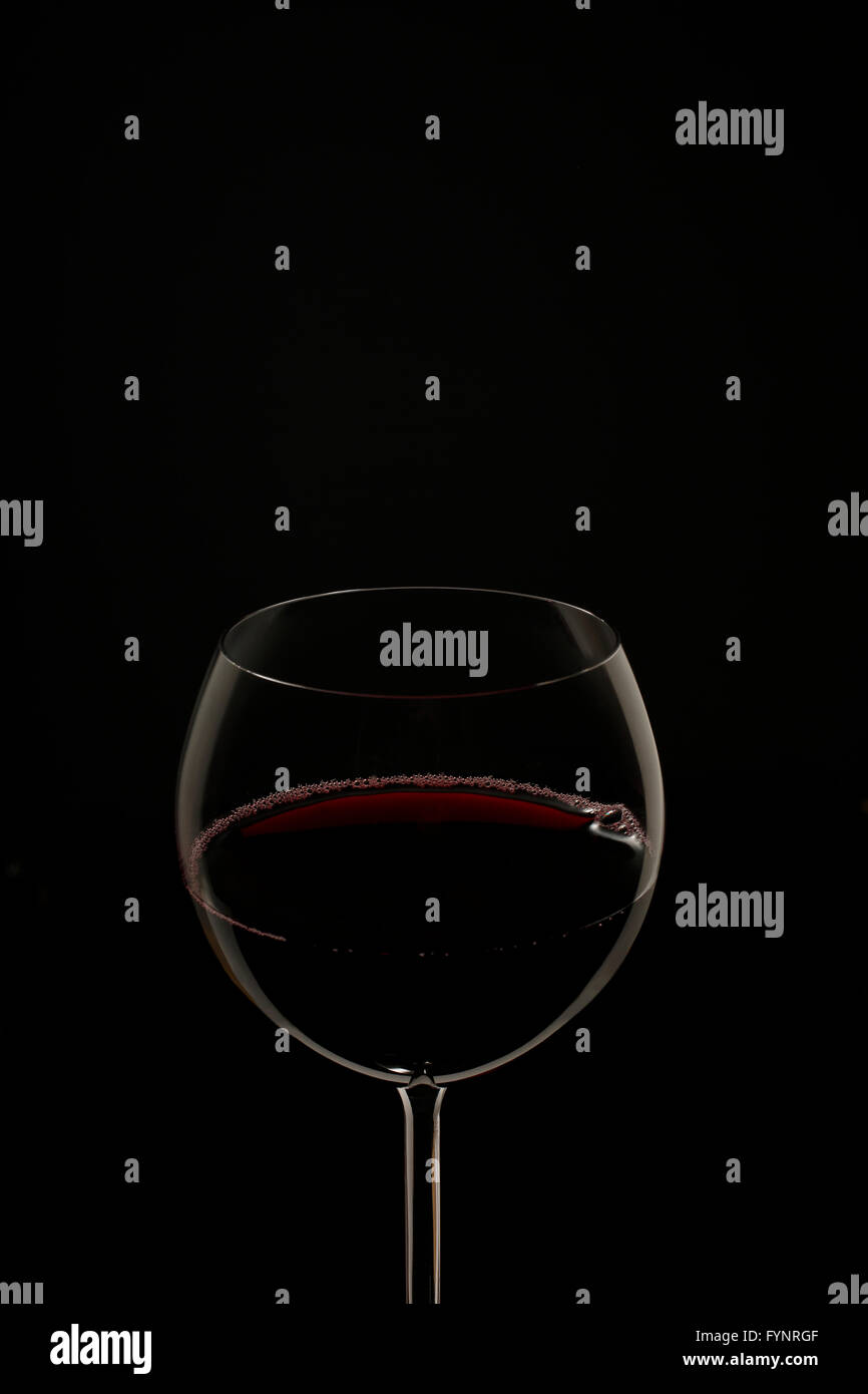Gläser rotwein -Fotos und -Bildmaterial in hoher Auflösung – Alamy