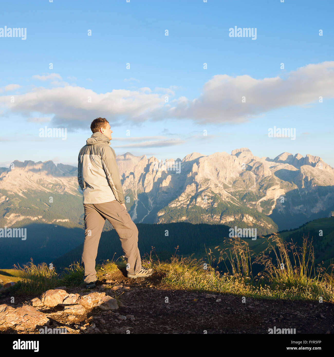 Oben ganz oben -Fotos und -Bildmaterial in hoher Auflösung – Alamy