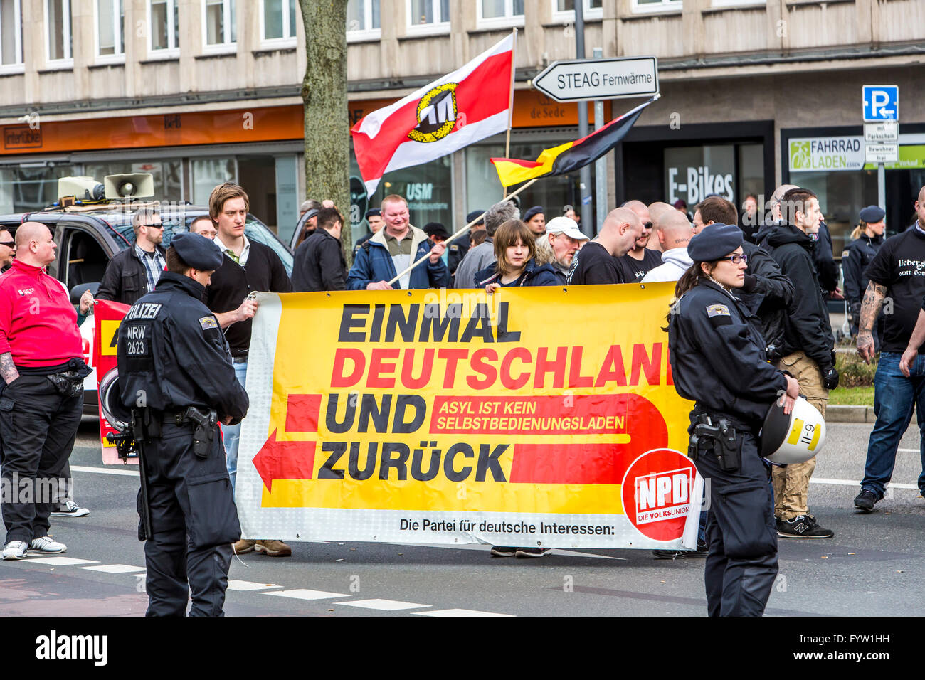 The npd party -Fotos und -Bildmaterial in hoher Auflösung – Alamy