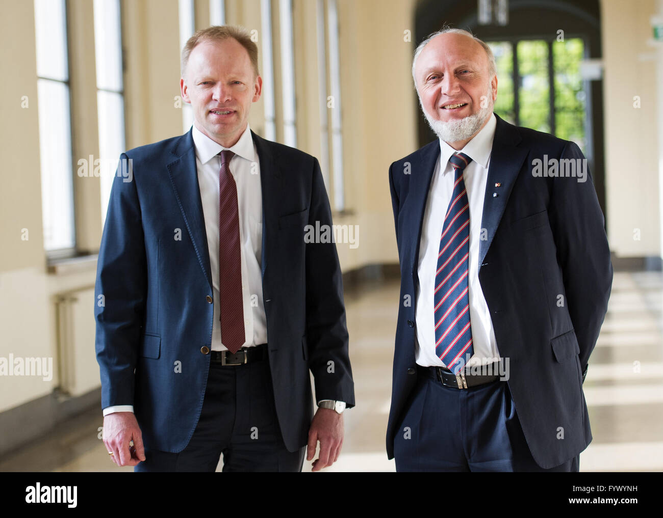 Clemens fuest -Fotos und -Bildmaterial in hoher Auflösung – Alamy