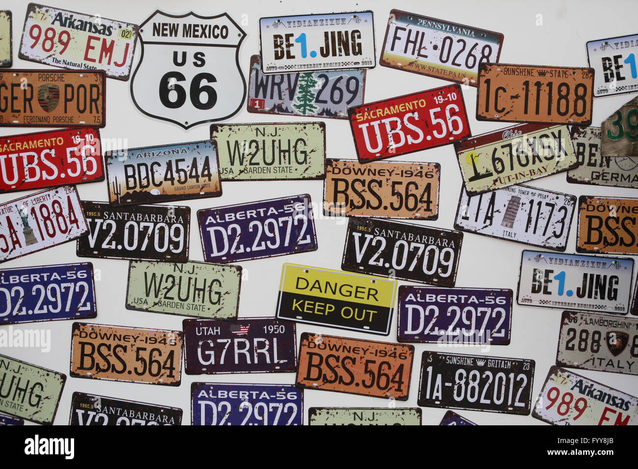 Auto plate -Fotos und -Bildmaterial in hoher Auflösung – Alamy