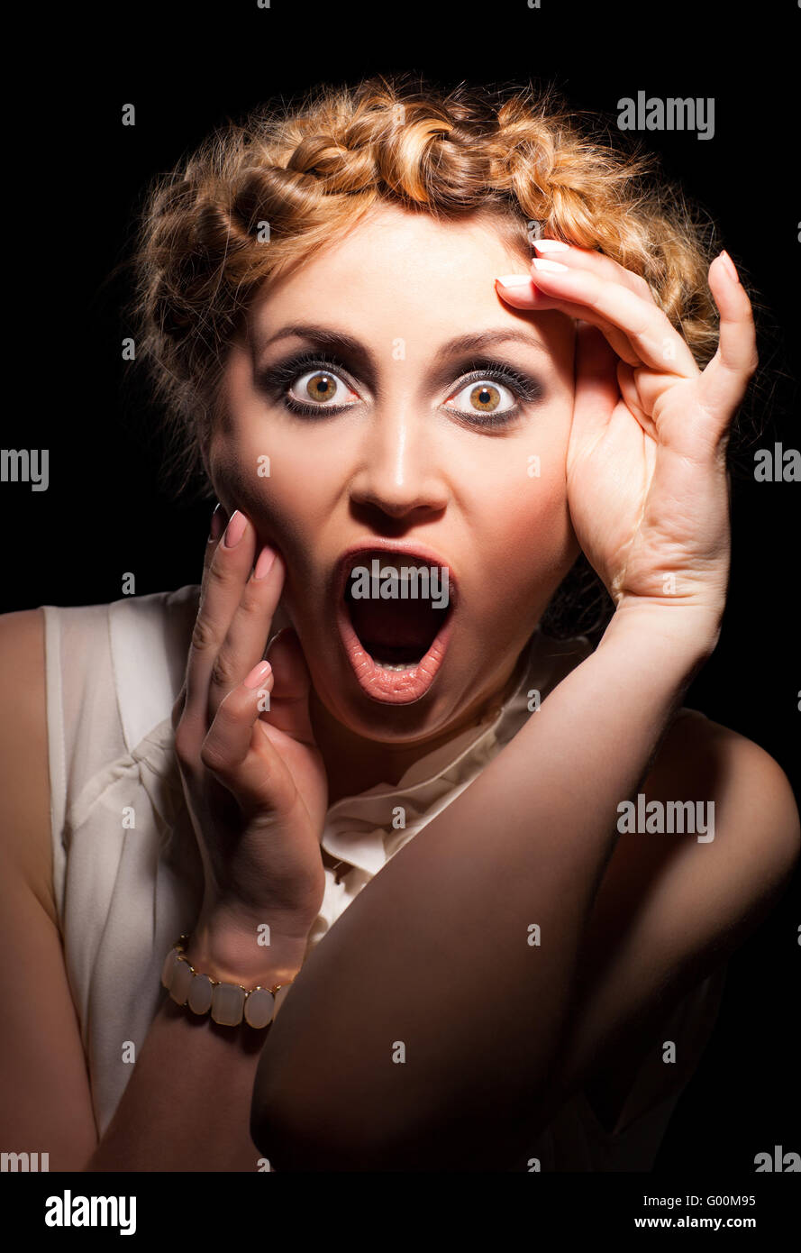 Junge schockiert -Fotos und -Bildmaterial in hoher Auflösung – Alamy