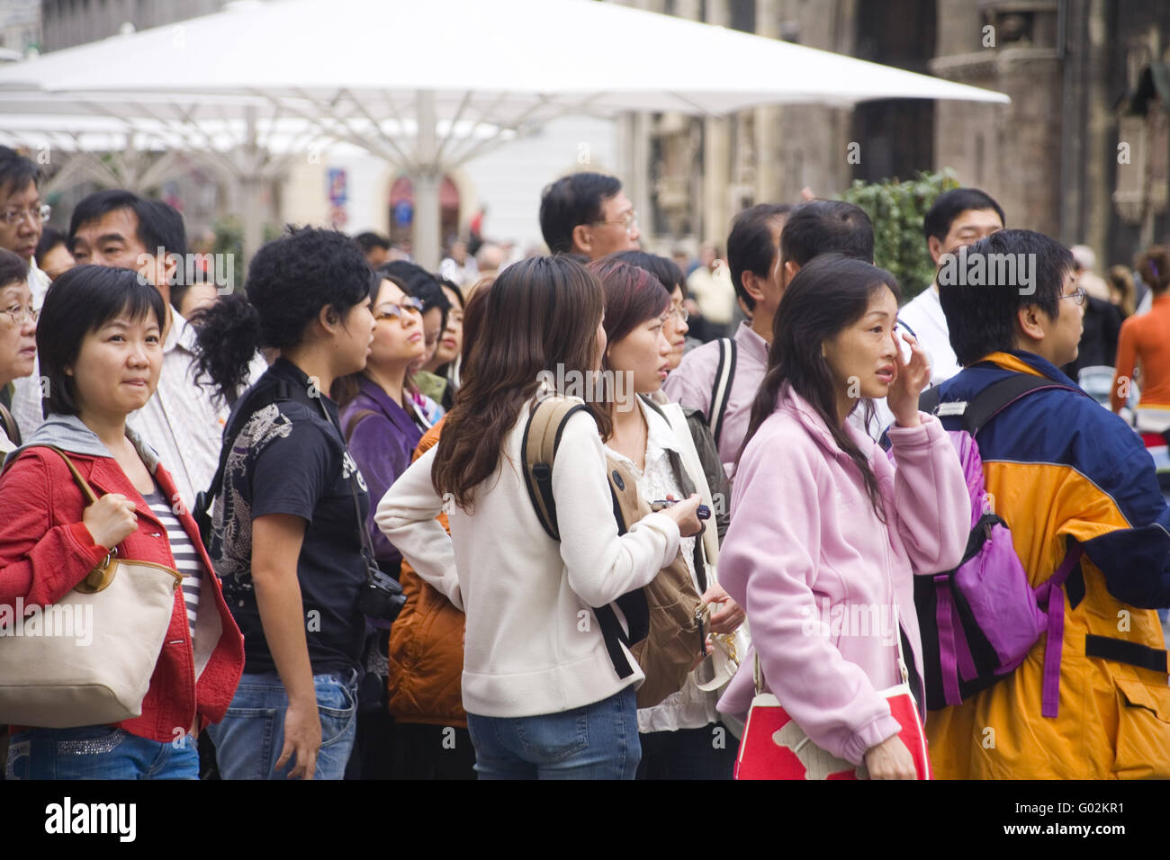 Gruppen von japanern -Fotos und -Bildmaterial in hoher Auflösung – Alamy