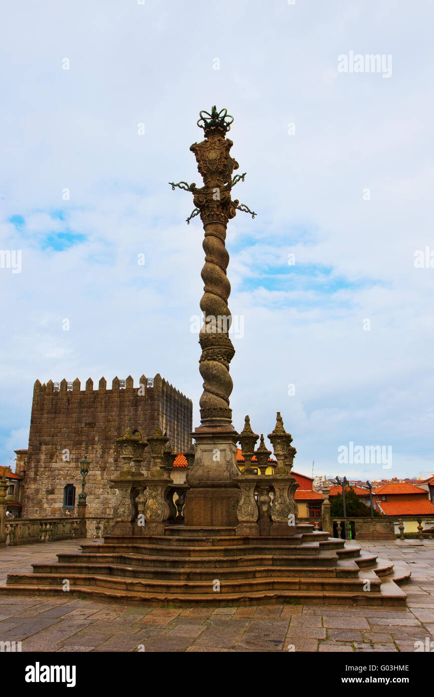 Uralter pranger -Fotos und -Bildmaterial in hoher Auflösung - Seite 2 ...