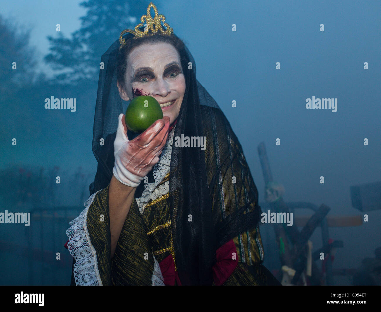 Hexe ist tot -Fotos und -Bildmaterial in hoher Auflösung – Alamy