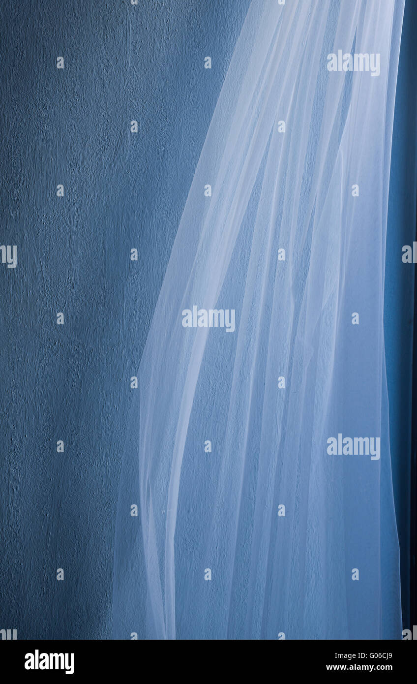 Curtains blowing -Fotos und -Bildmaterial in hoher Auflösung – Alamy
