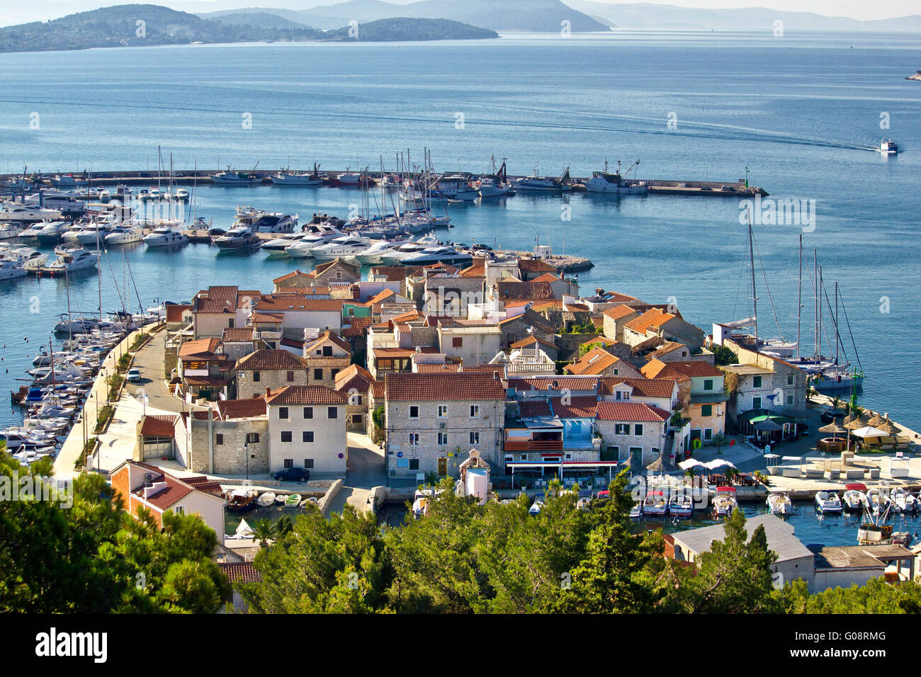 Vodice old town touristic destination -Fotos und -Bildmaterial in hoher ...