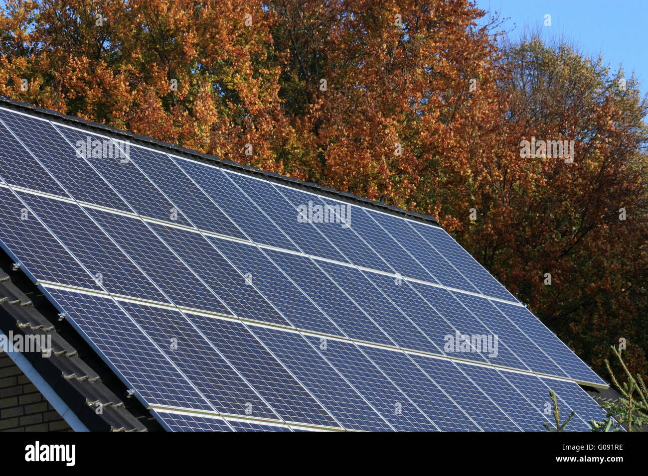 Solardach system -Fotos und -Bildmaterial in hoher Auflösung – Alamy