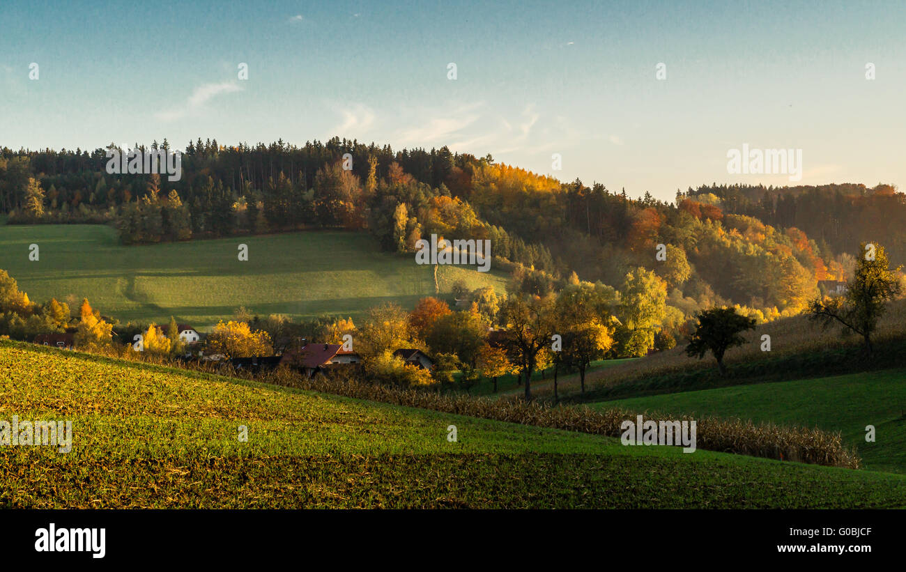 Wellige landschaft -Fotos und -Bildmaterial in hoher Auflösung – Alamy