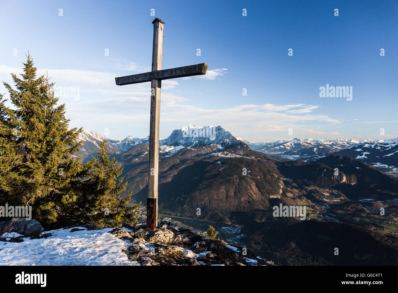 Rock Gipfelkreuz Stockfotos und -bilder Kaufen - Alamy