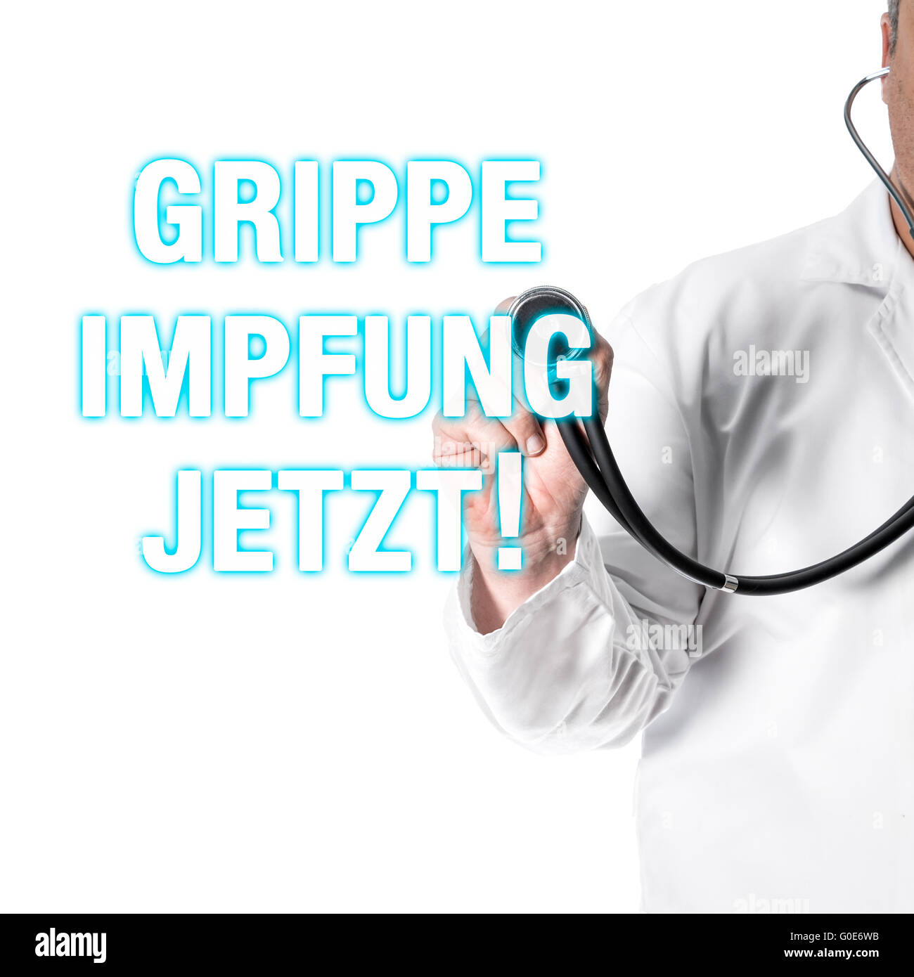 Arzt zeigt auf einen Titel (Grippe, impfen Stockfotografie - Alamy