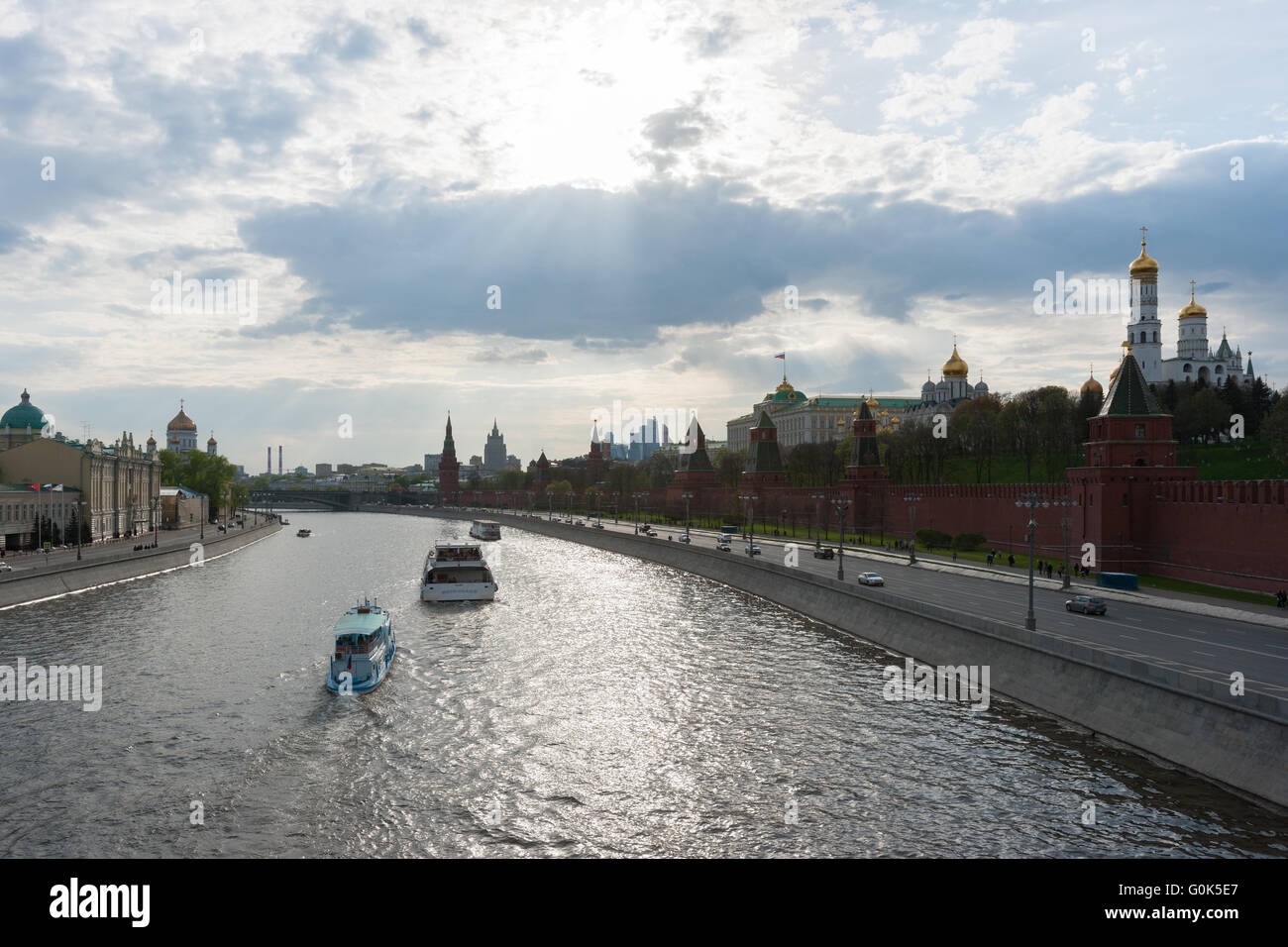 Frauen in russisch orthodoxe wasser -Fotos und -Bildmaterial in hoher ...