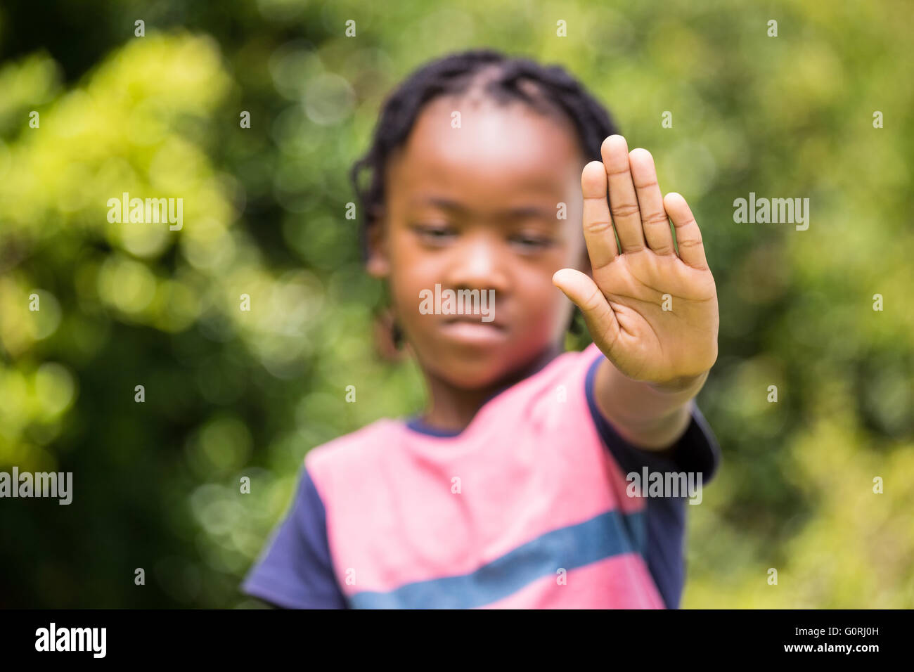 Handzeichen stoppen -Fotos und -Bildmaterial in hoher Auflösung – Alamy