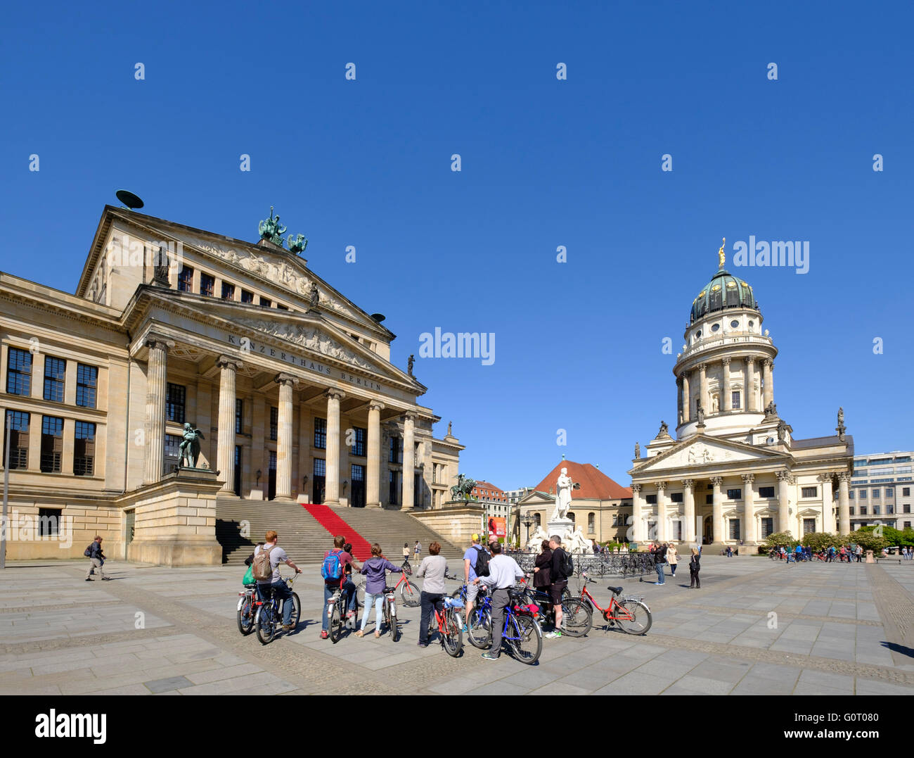 Ansicht der Gendarmenmarkt mit Konzerthaus Quadrat auf der linken Seite ...