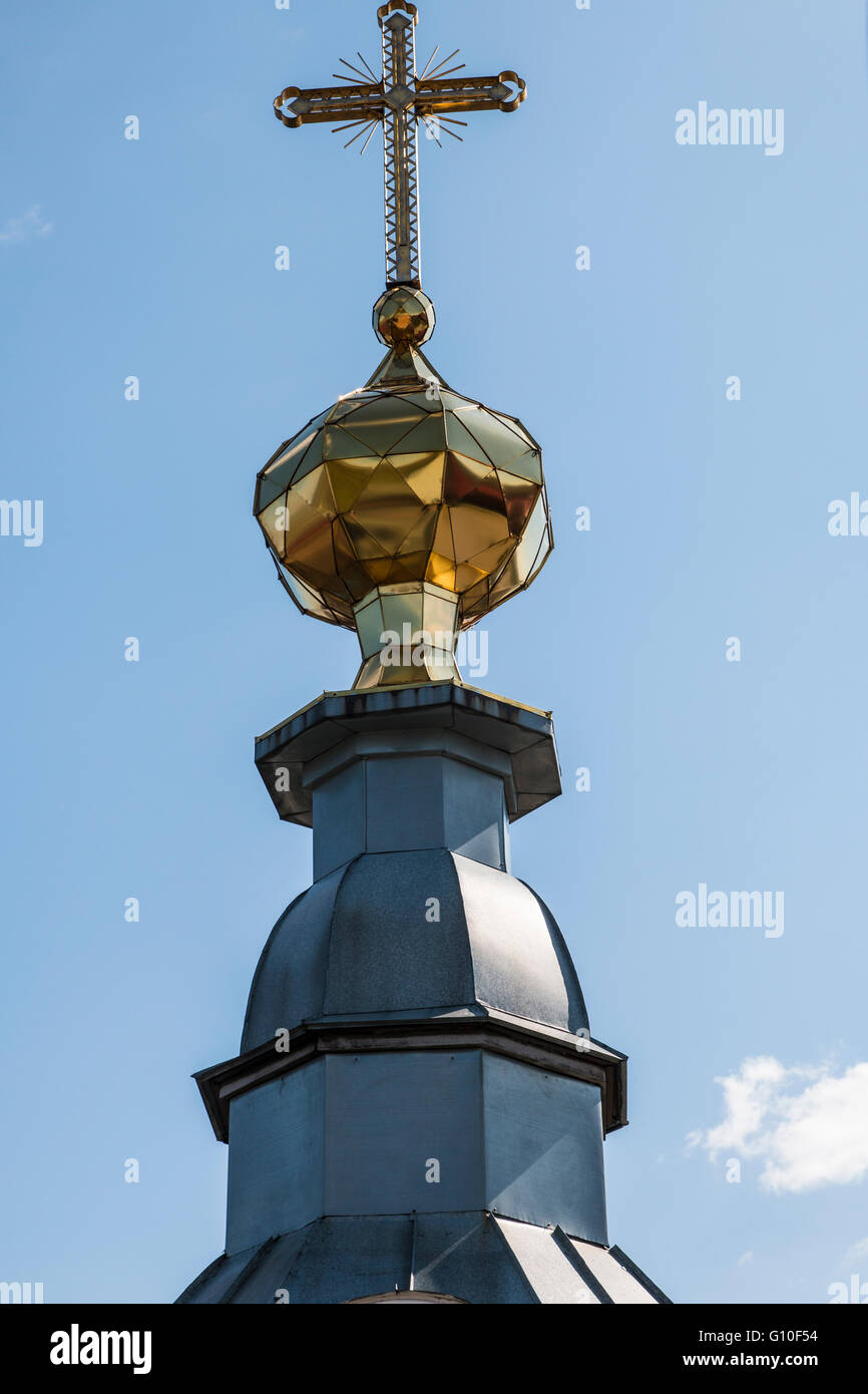 Kuppeln mit kreuzen -Fotos und -Bildmaterial in hoher Auflösung – Alamy