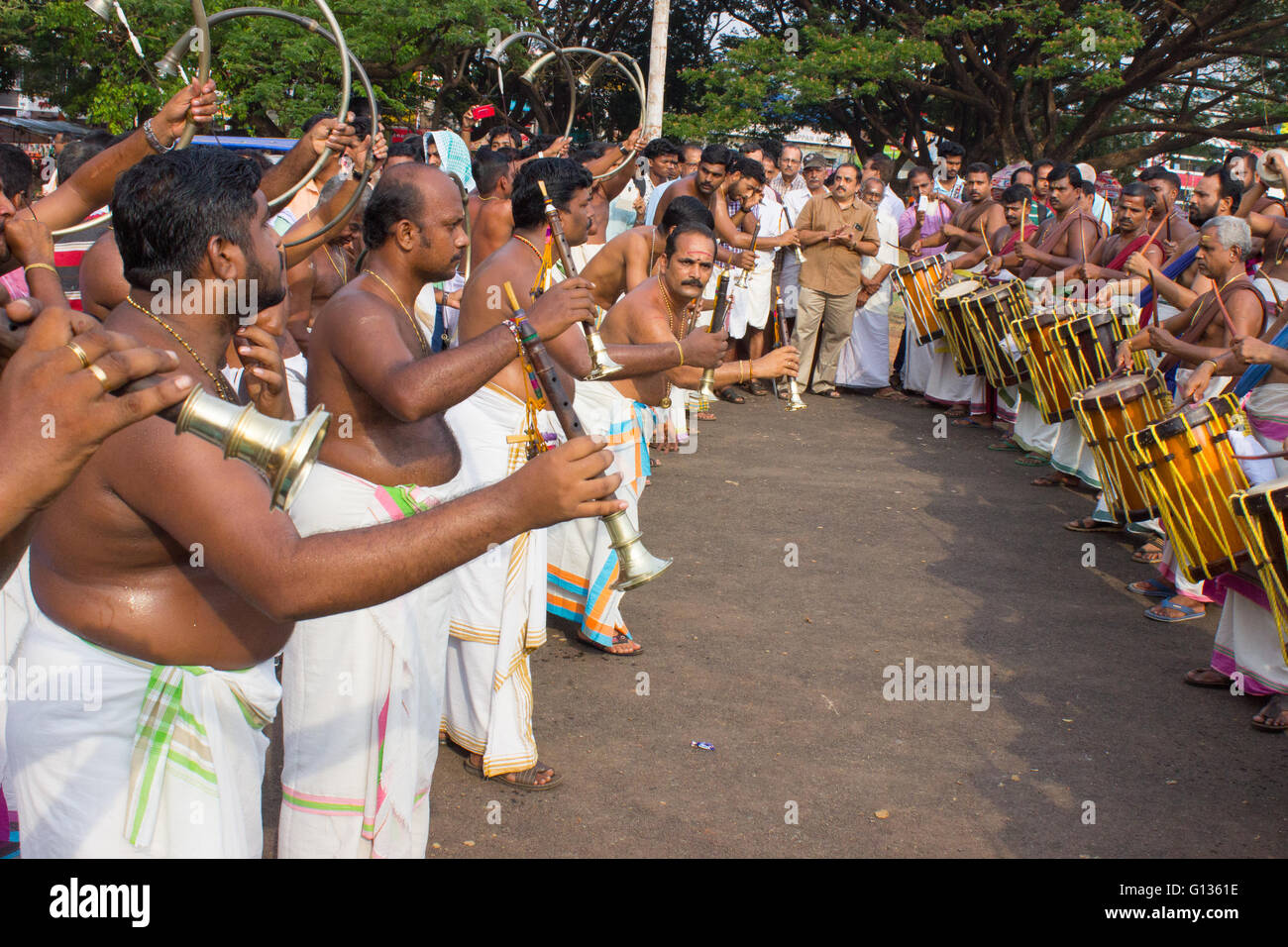 Pooram kerala thrissur melam -Fotos und -Bildmaterial in hoher ...