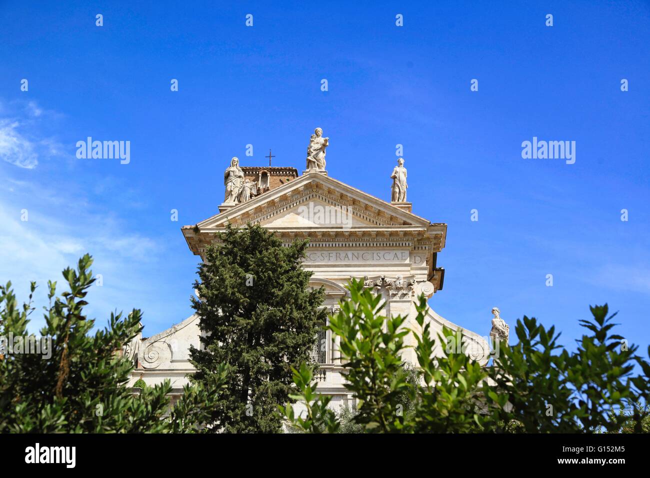 Basilika romana -Fotos und -Bildmaterial in hoher Auflösung – Alamy