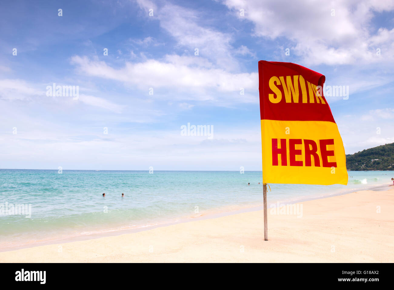 Blaue flagge strand zeichen -Fotos und -Bildmaterial in hoher Auflösung – Alamy