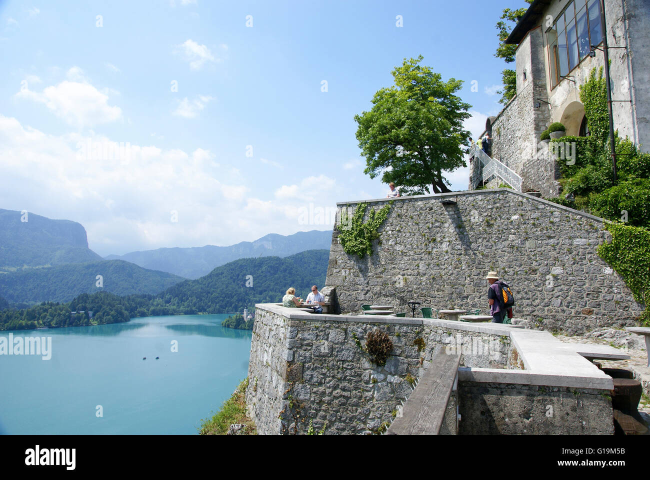 Bleder See von Bled Castle ist eine mittelalterliche Burg, erbaut auf ...