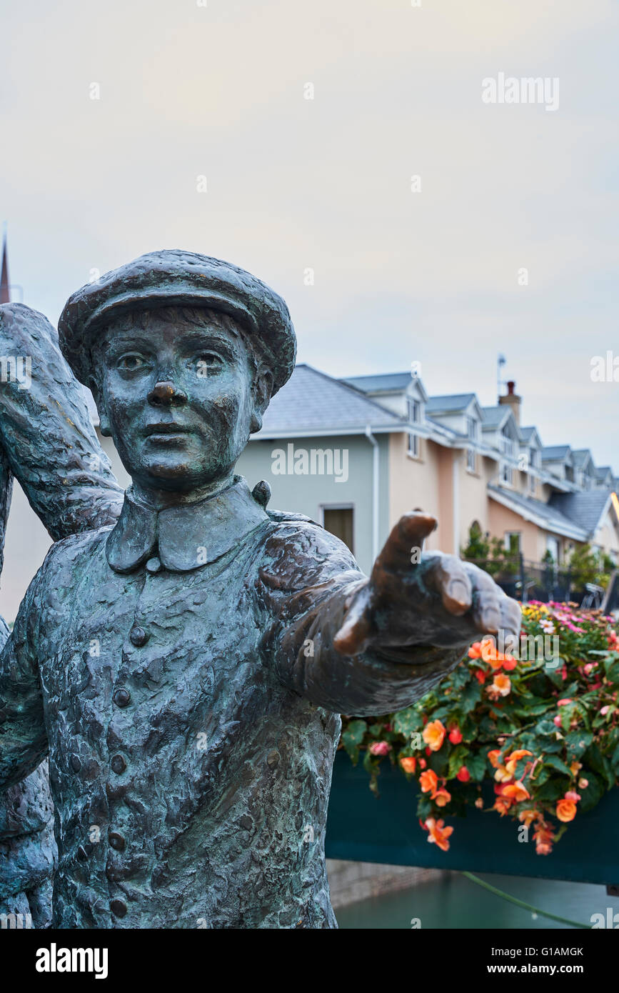 Architektur skulptur statue annie moore anthony moore philip moore ...