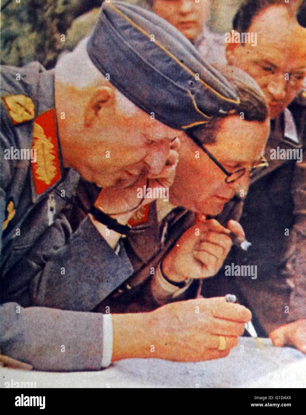 General erich von manstein -Fotos und -Bildmaterial in hoher Auflösung ...