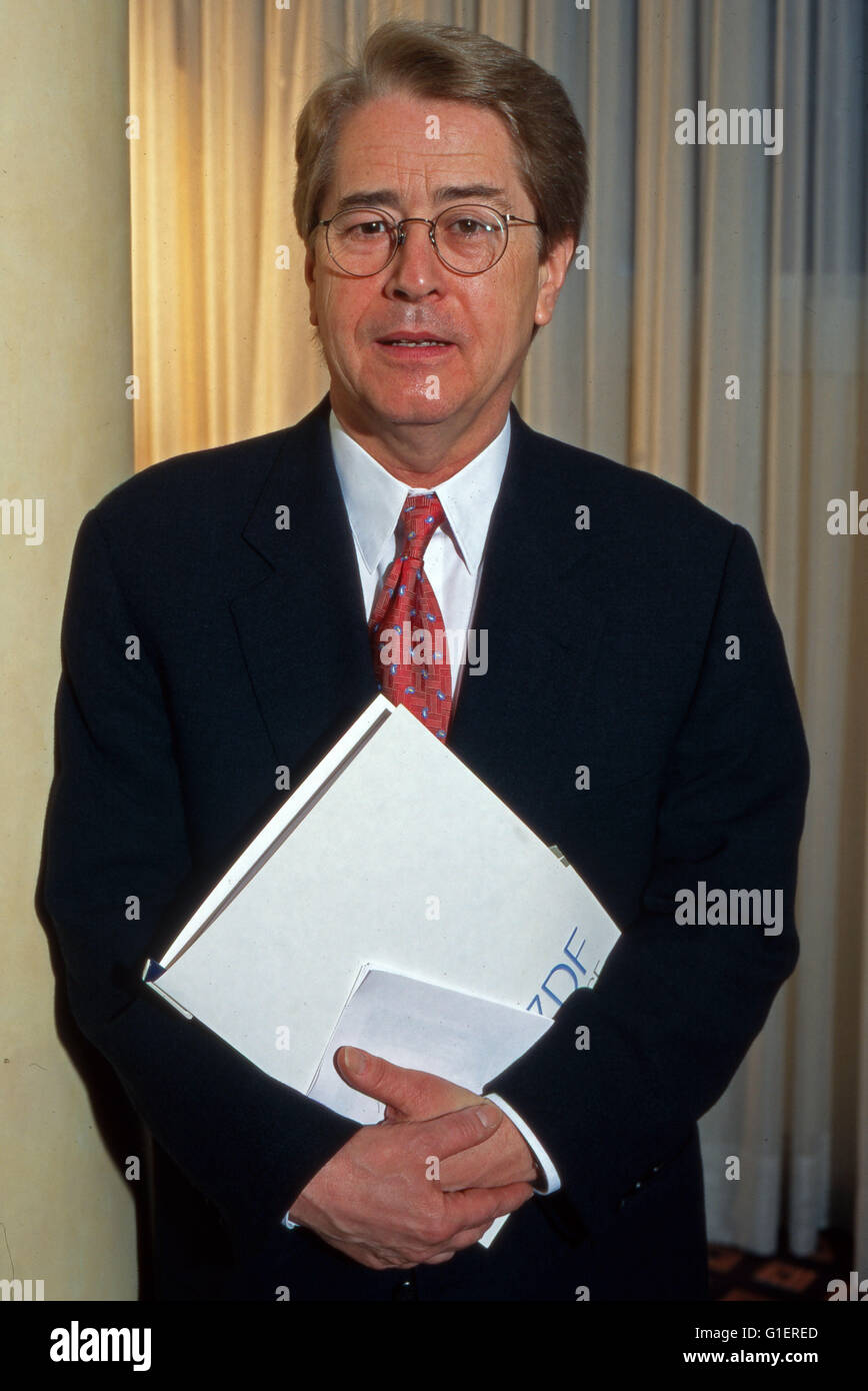 Der Deutsche Fernsehmoderator Und Showmaster Frank Elstner, 1990er ...