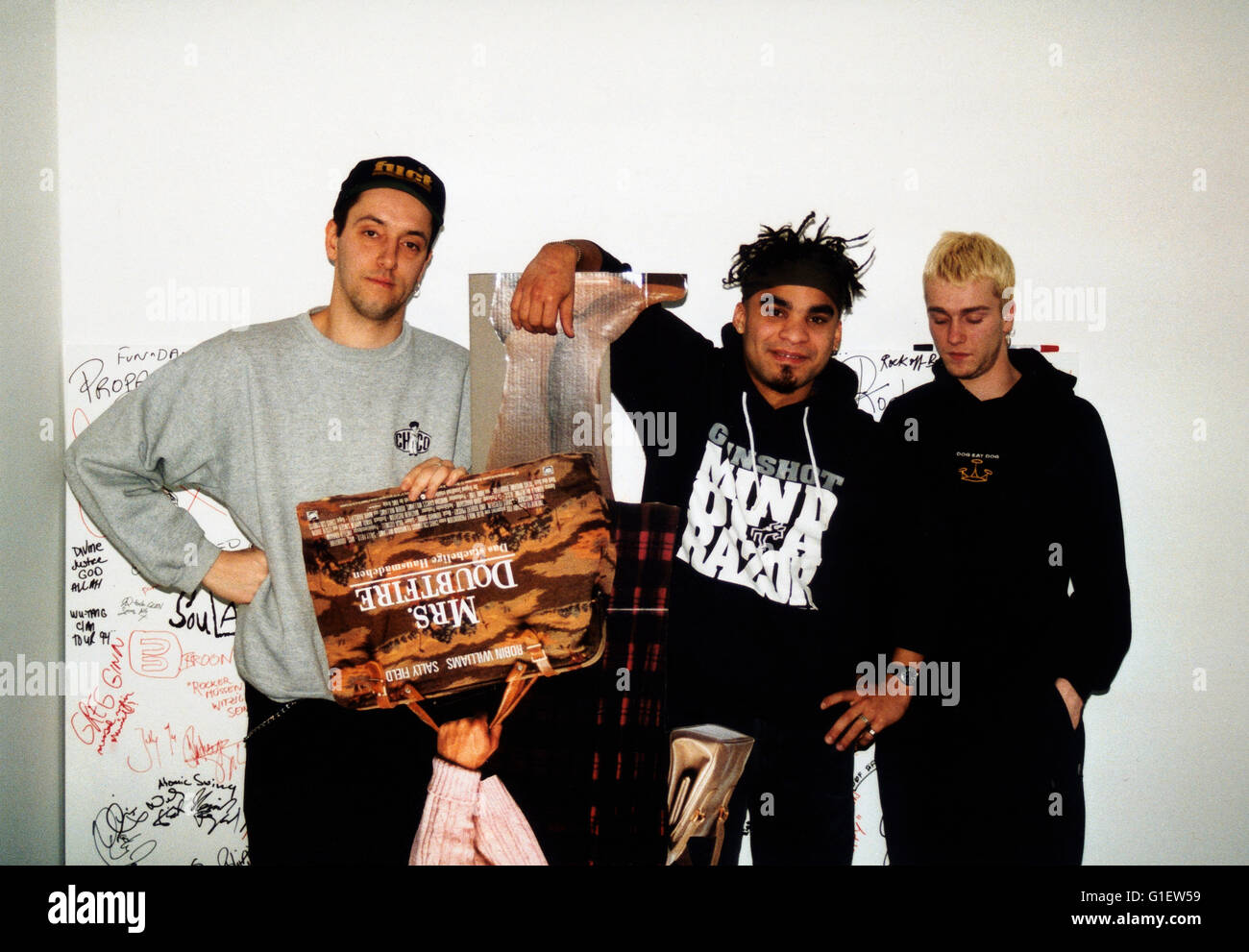 Gruppenszene aus dem film -Fotos und -Bildmaterial in hoher Auflösung ...