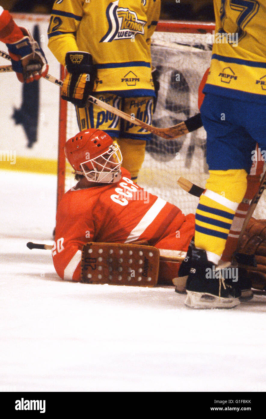 Team russia goalie vladislav tretiak -Fotos und -Bildmaterial in hoher ...