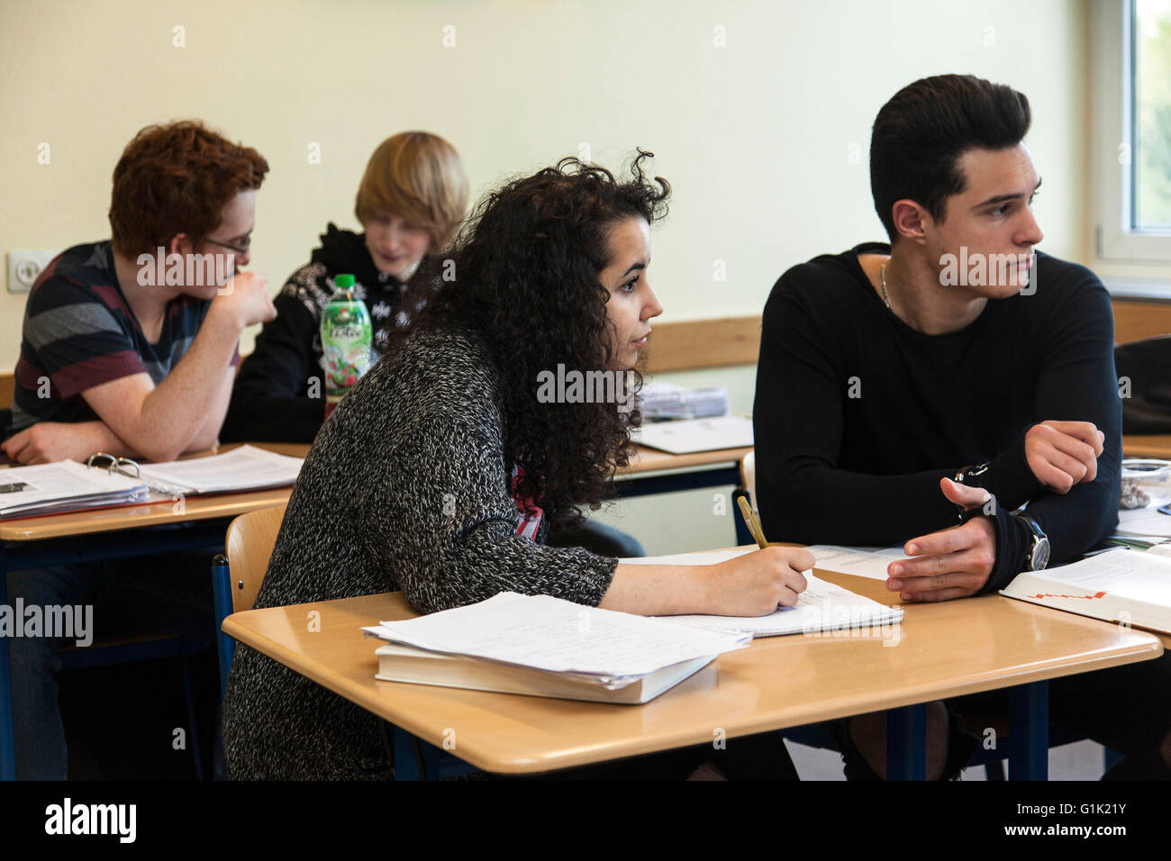 Kind vortrag schulklasse -Fotos und -Bildmaterial in hoher Auflösung ...