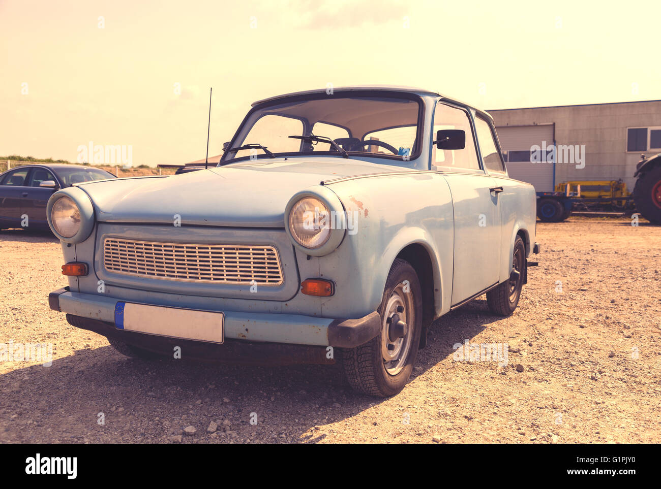 Trabant car parked -Fotos und -Bildmaterial in hoher Auflösung – Alamy