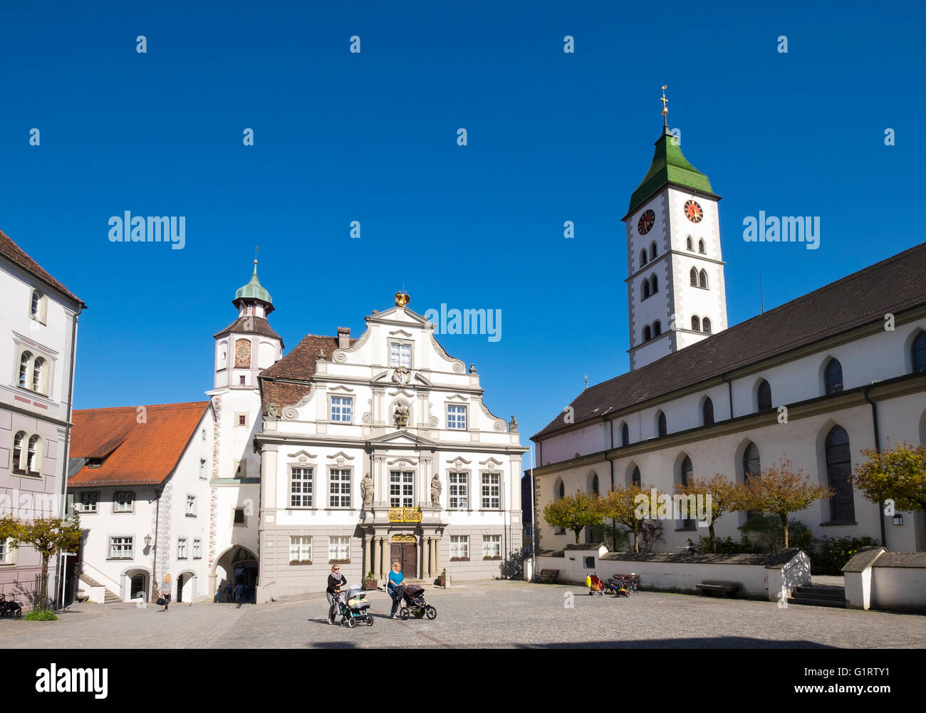 Rathaus und Pfarrkirche St. Martin, Gallus und Magnus auf dem ...