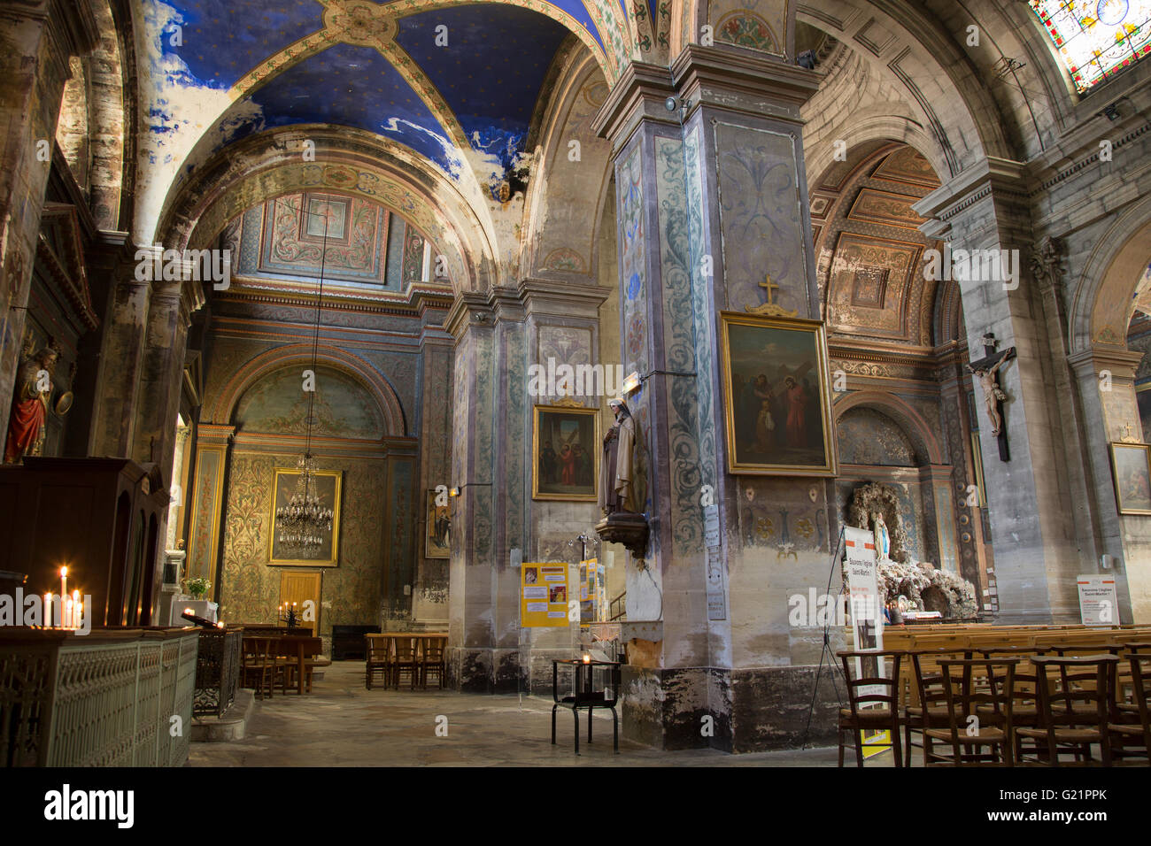 St remy kirche -Fotos und -Bildmaterial in hoher Auflösung – Alamy
