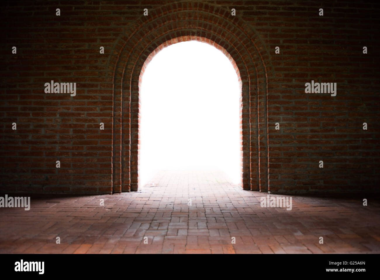 Gebäude torbogen -Fotos und -Bildmaterial in hoher Auflösung – Alamy