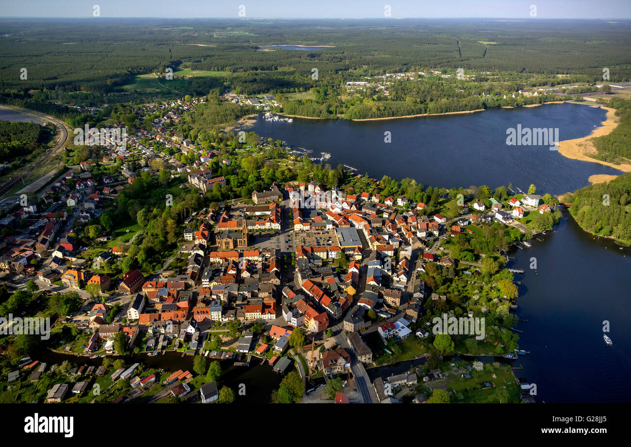 Luftaufnahme, Fürstenberg mit Gaalensee und Schwedtsee und unten ...