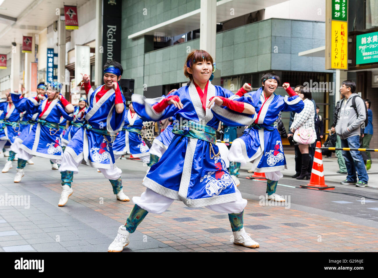 Hinokuni Yosakoi Festival Dance Festival, Kumamoto, Japan. Gemischten ...
