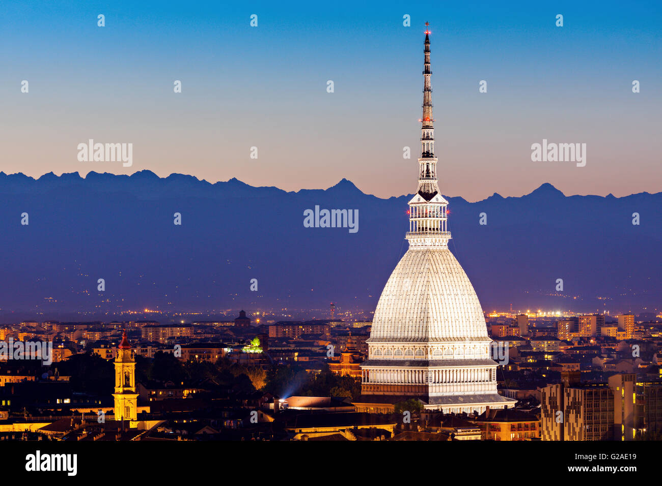 Turin piemont italien -Fotos und -Bildmaterial in hoher Auflösung – Alamy
