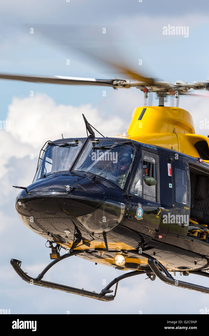 Royal Air Force (RAF) Bell 412EP Hubschrauber ZJ235 aus die ...