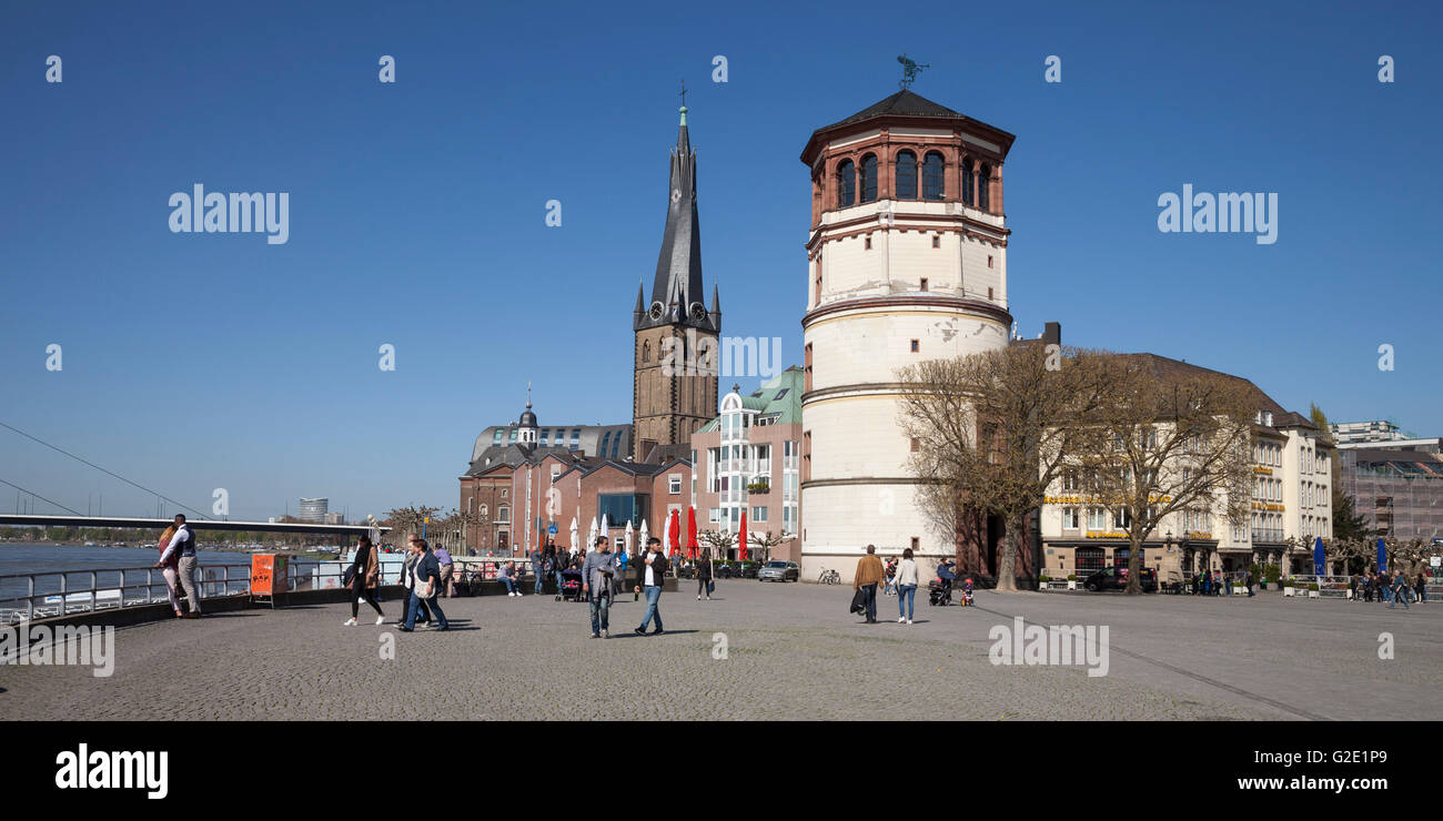 Schlossplatz mit st lambertus kirche -Fotos und -Bildmaterial in hoher ...
